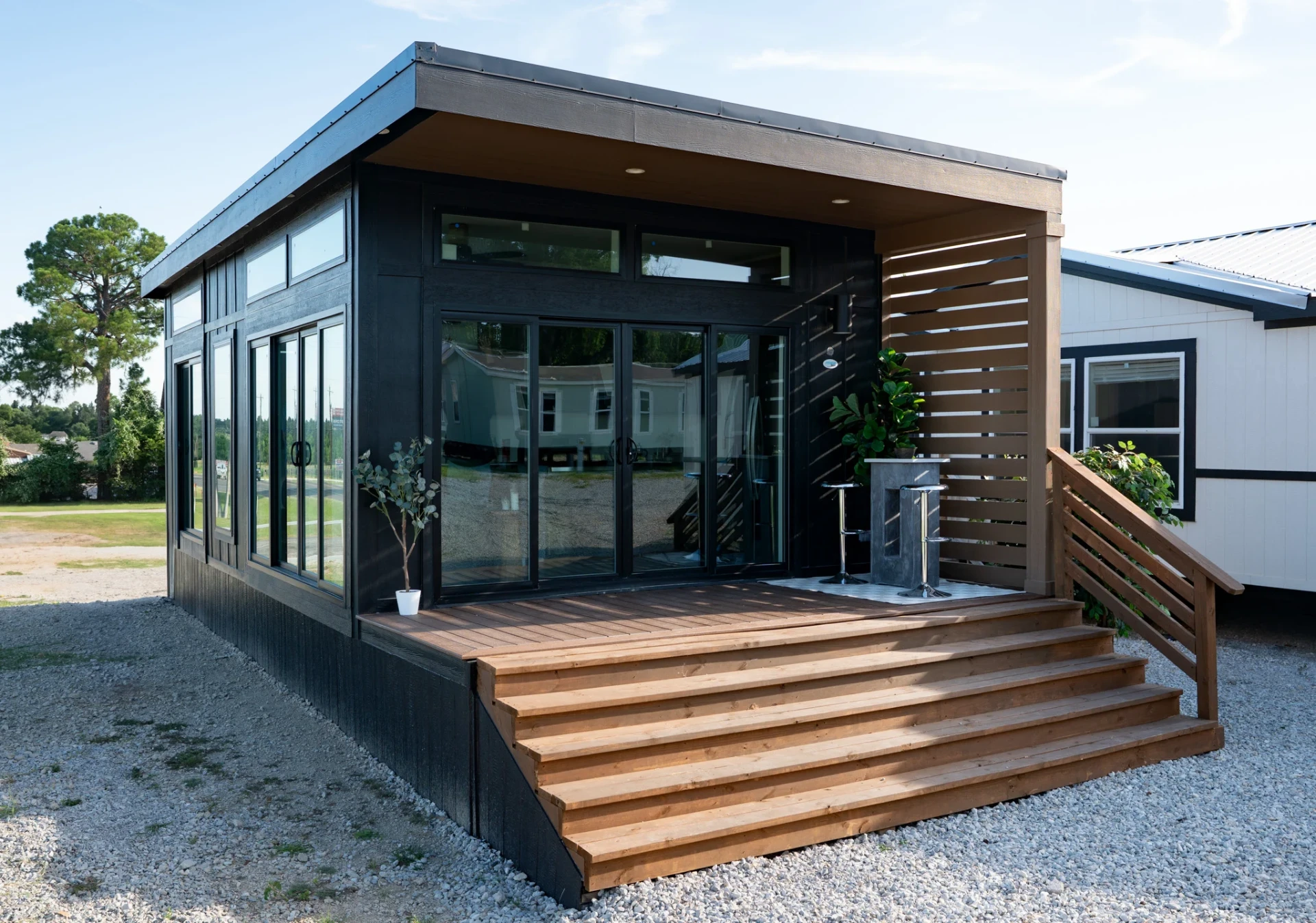 MDU Homes - Designer-Crafted Luxury Units for Scenic Living